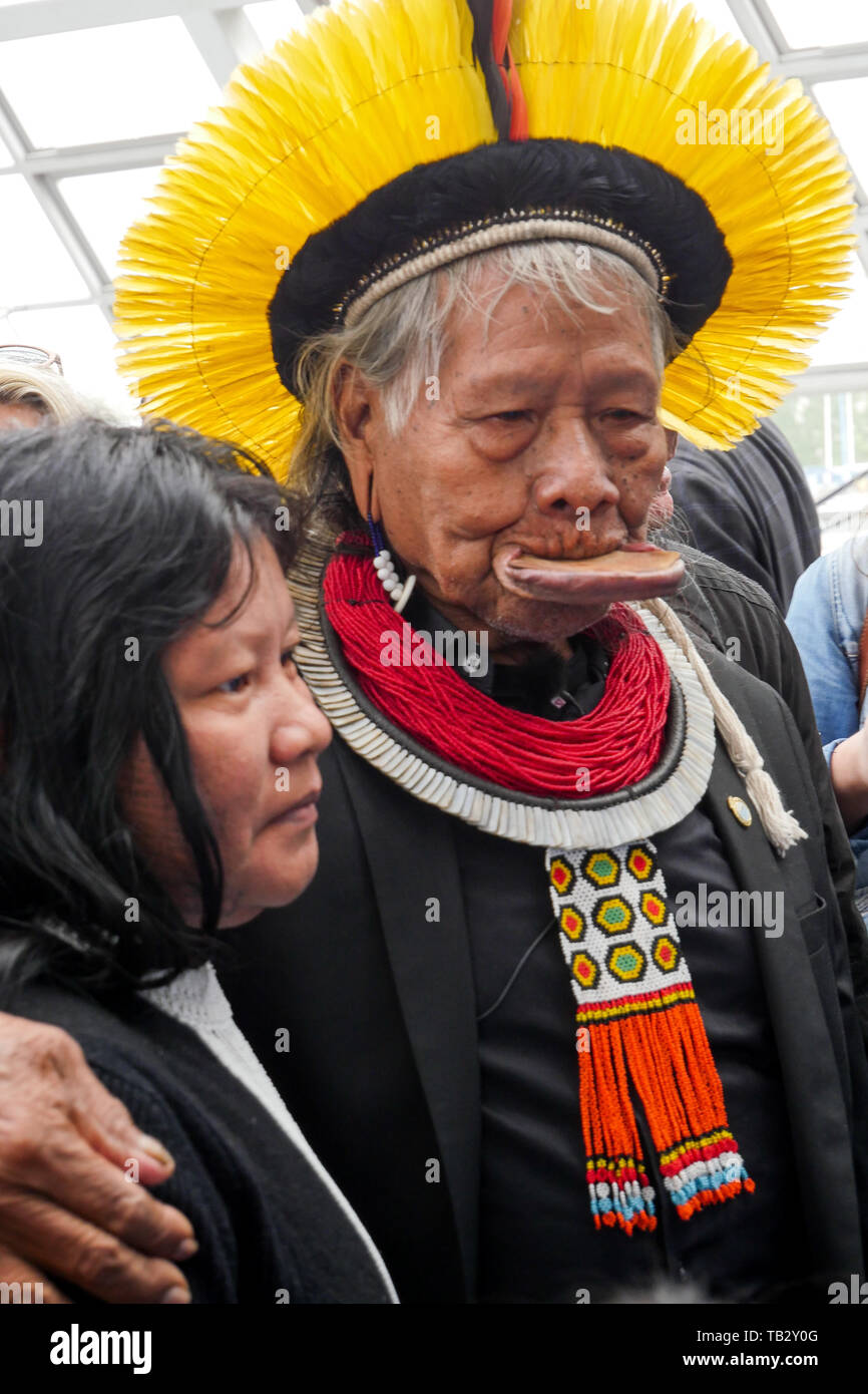 Chief Raoni appears in Lyon, France Stock Photo - Alamy