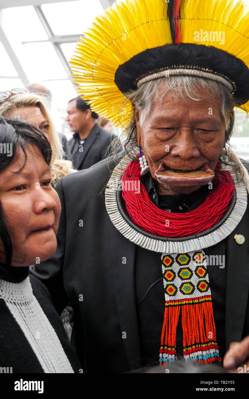 Chief Raoni appears in Lyon, France Stock Photo - Alamy