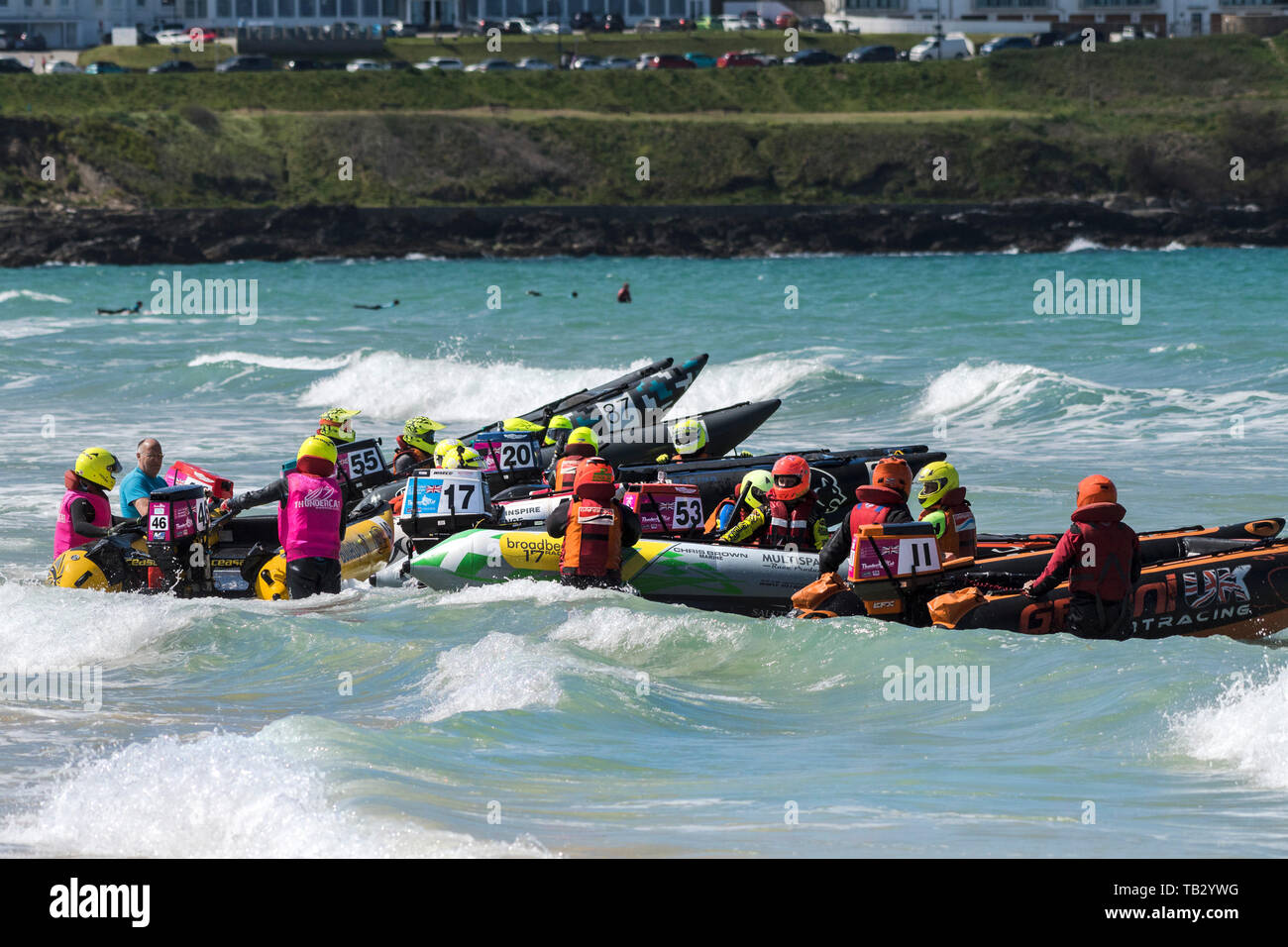 Crews and their ThunderCats at the start of the first race in the ...