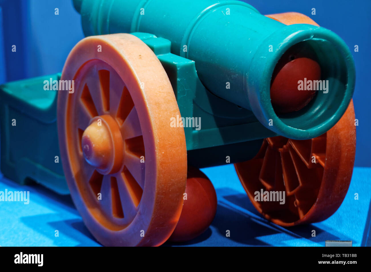 Plastic cannon hi-res stock photography and images - Alamy