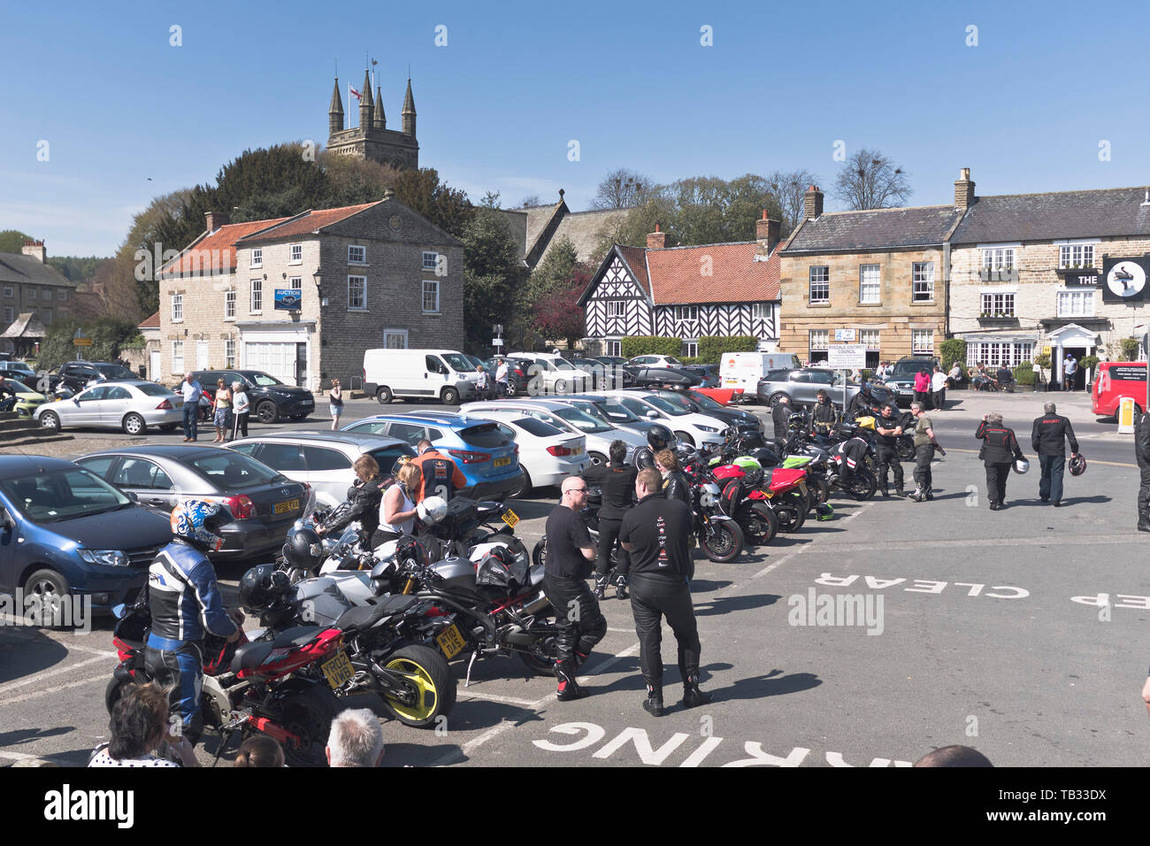 Helmsley market place hi-res stock photography and images - Alamy