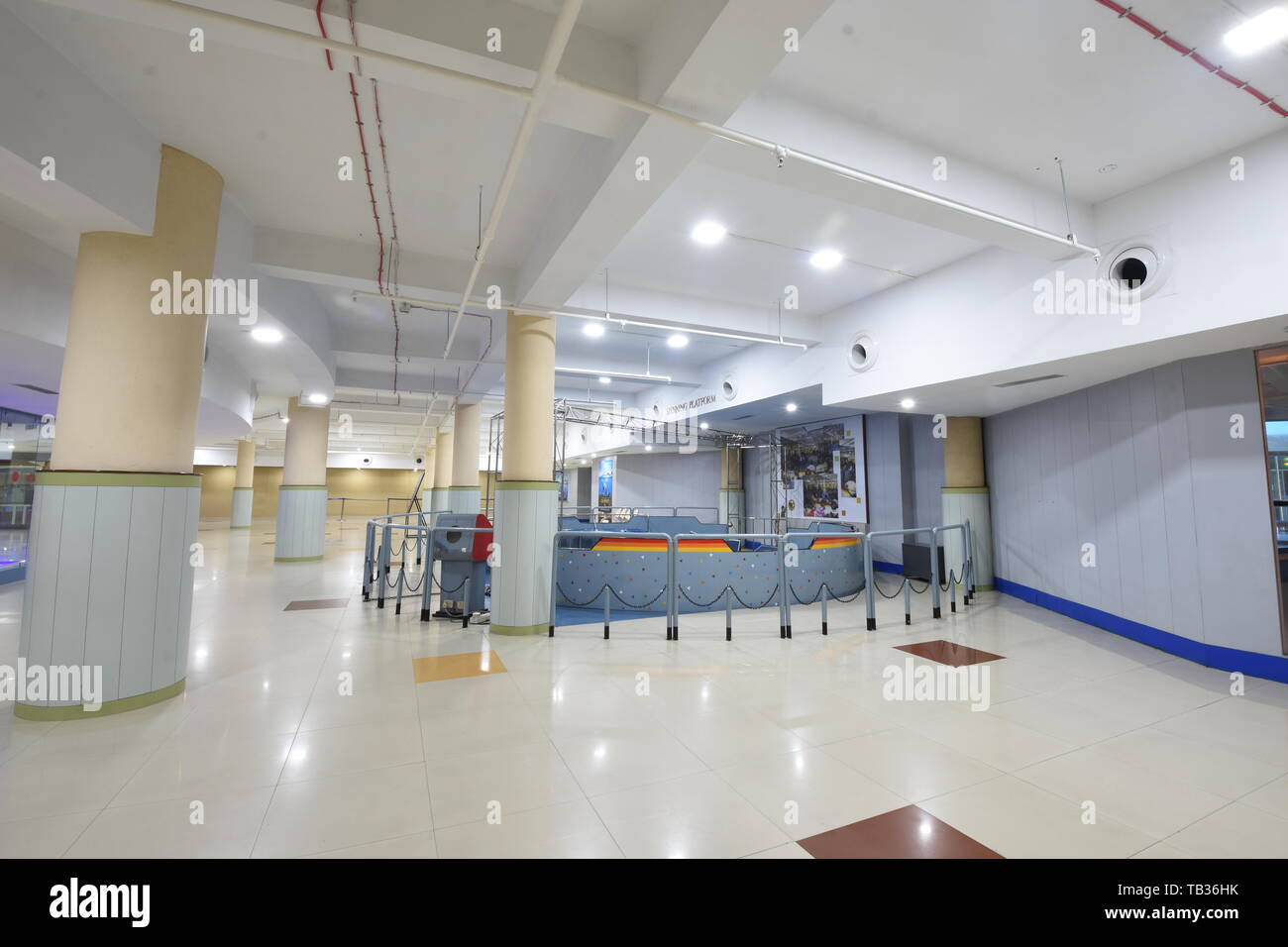 Spinning Platform at the Space Odyssey building of the Science City ...