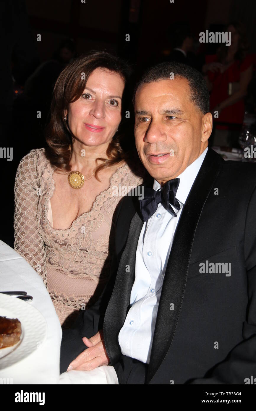 97th Annual Charity Inner Circle Show Off the Rails at the New York ...