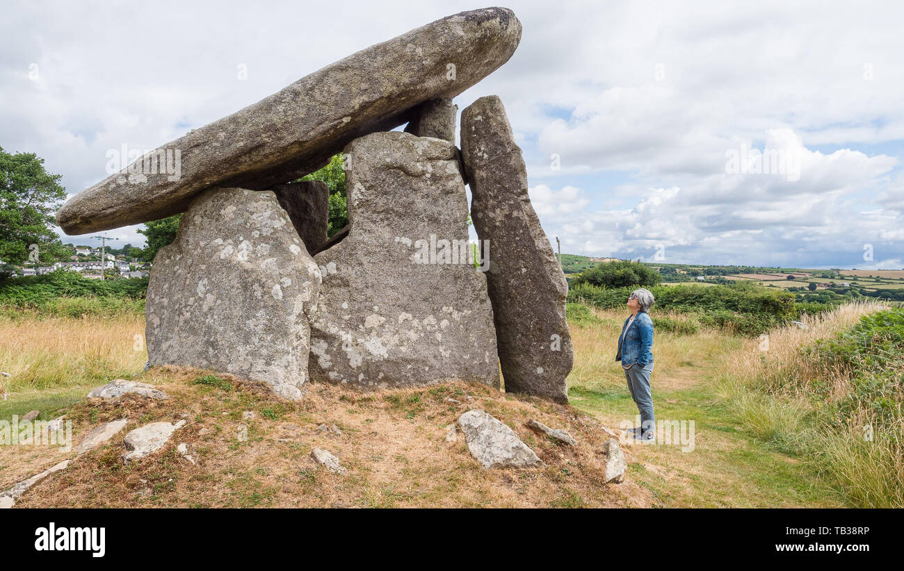 Trethevy quoit cornwall hi-res stock photography and images - Alamy