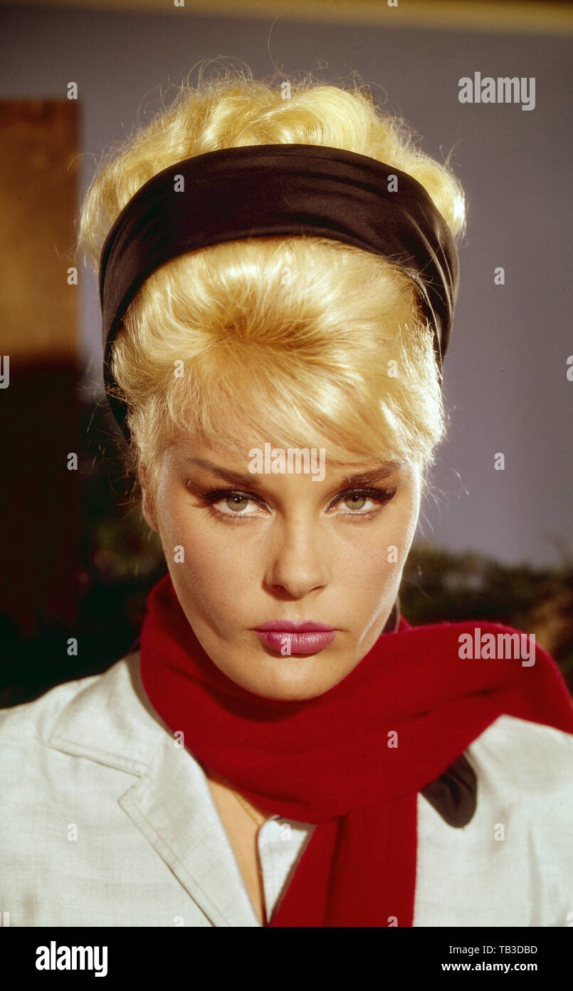 Elke Sommer, deutsche Schauspielerin und Sängerin, Deutschland ca. 1960 ...