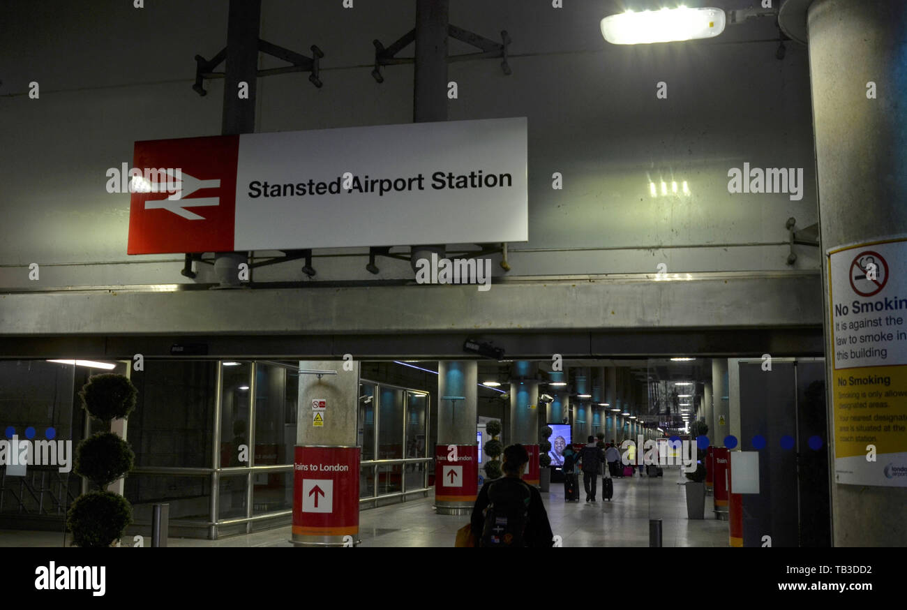 Stansted express logo hi-res stock photography and images - Alamy