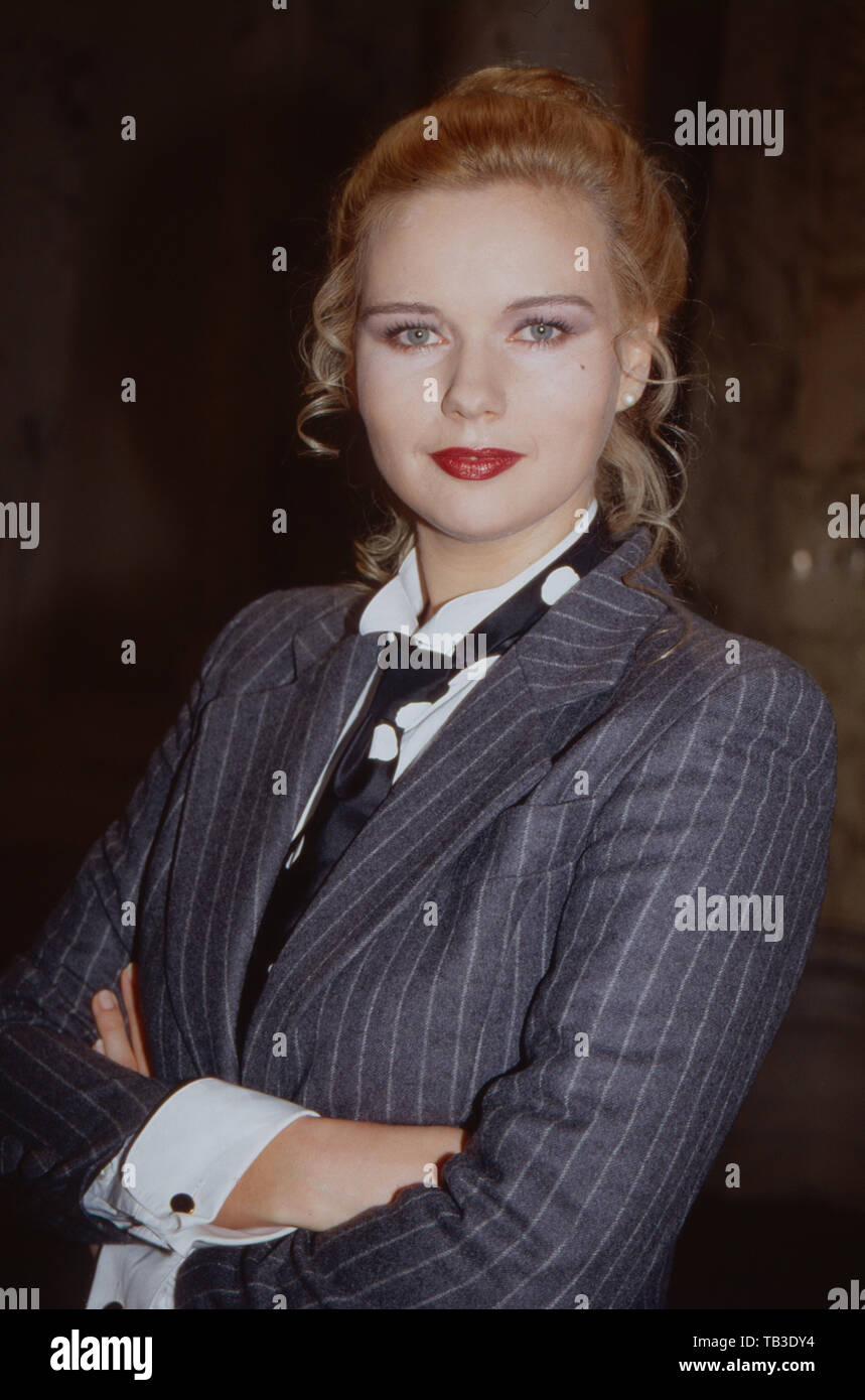 1993 1997 hi-res stock photography and images - Alamy