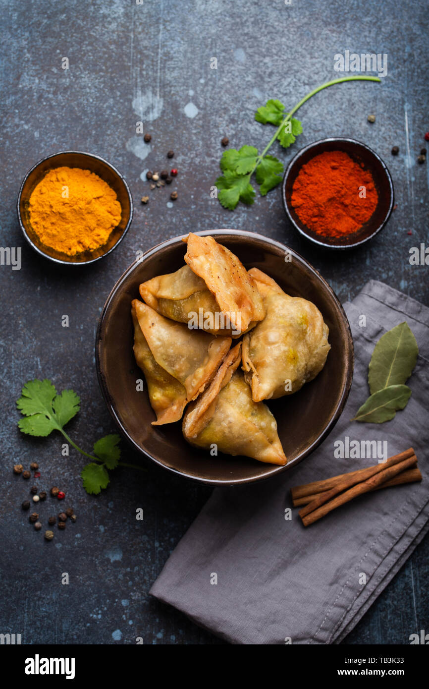 Samosa top view hi-res stock photography and images - Alamy