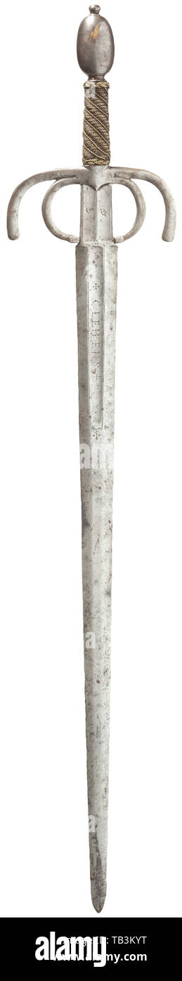 Claw hilted hi-res stock photography and images - Alamy