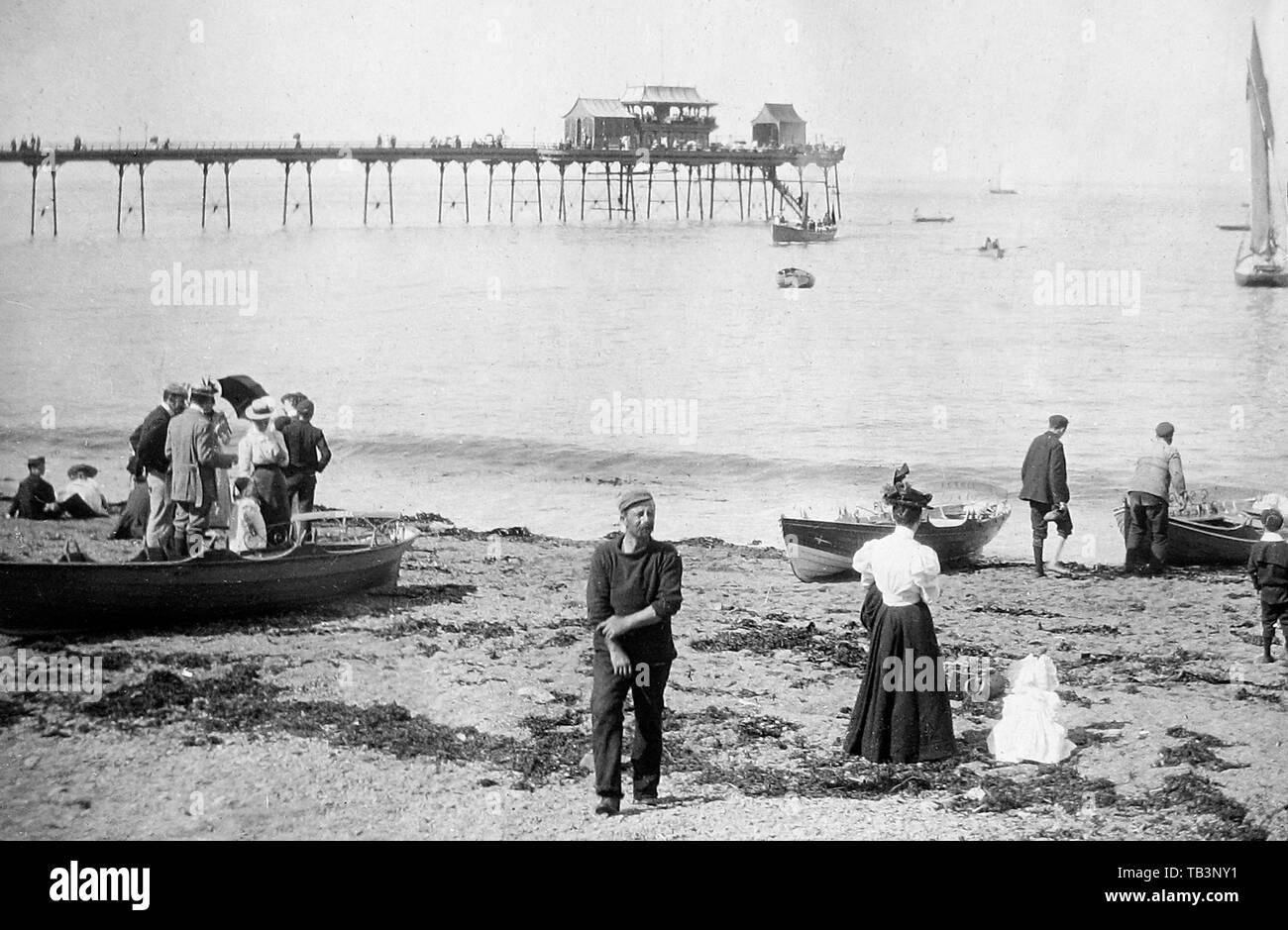 Aberystwyth pier vintage hi-res stock photography and images - Alamy