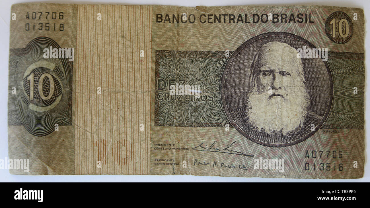 Brazil banknotes hi-res stock photography and images - Alamy