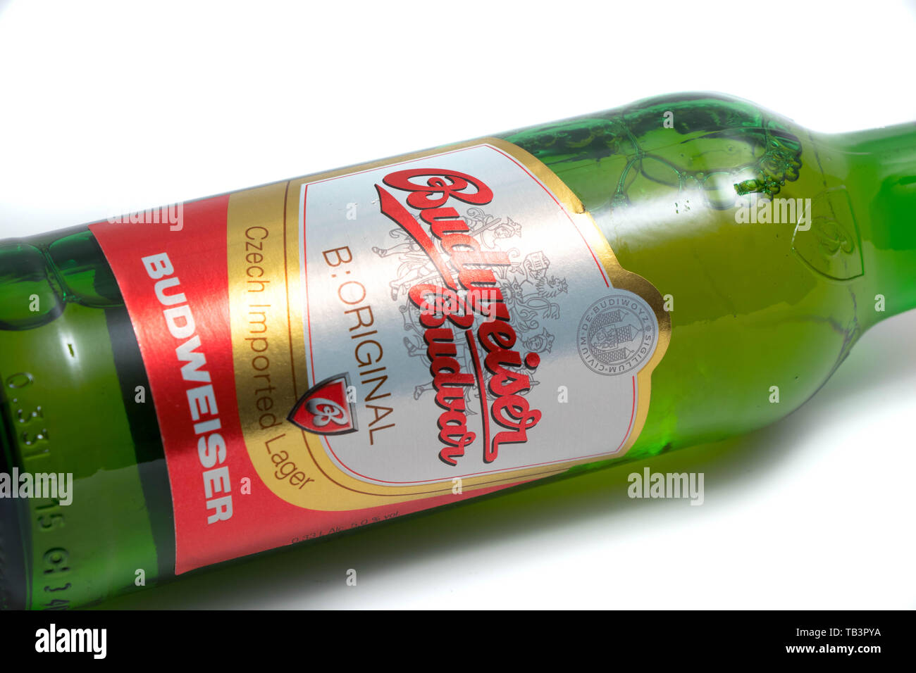Budweiser beer bottle open hi-res stock photography and images - Alamy