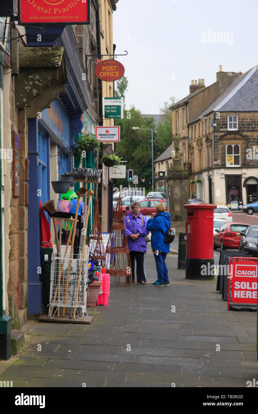 Alnwick town hi-res stock photography and images - Alamy