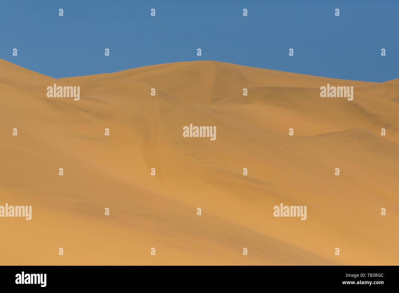 Natural sand hi-res stock photography and images - Alamy