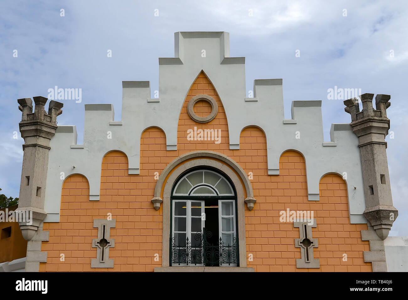 Brick building lisbon portugal hi-res stock photography and images - Alamy