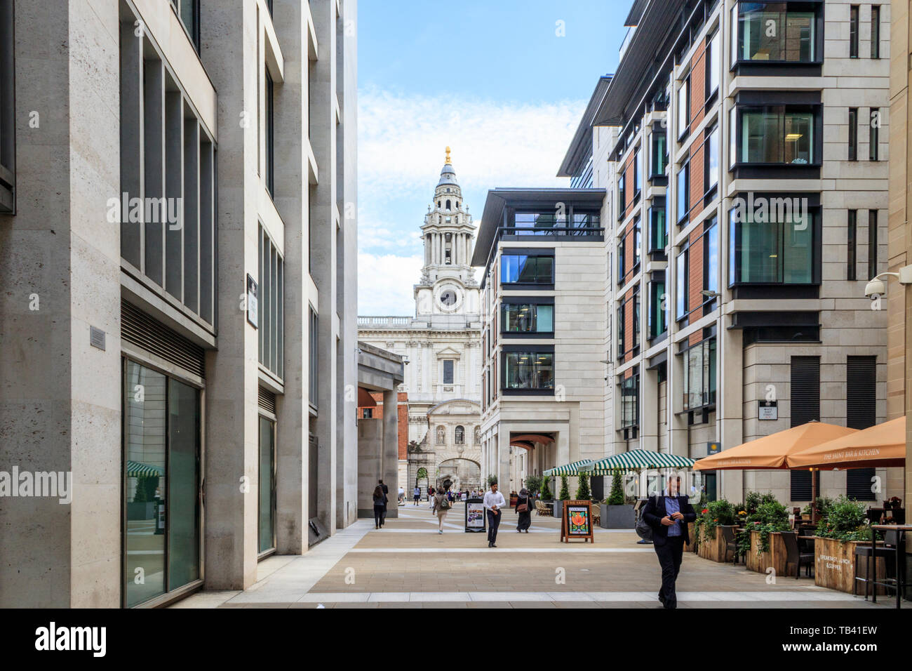 A view along Rose Street in the City of London towards Paternoster ...