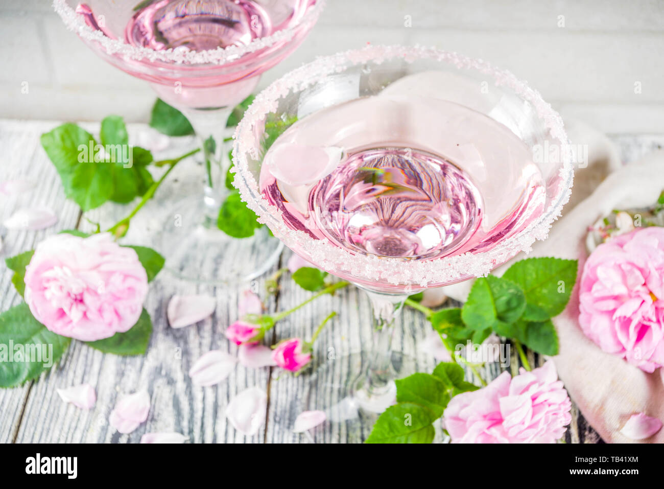 Rice n roses hi-res stock photography and images - Alamy