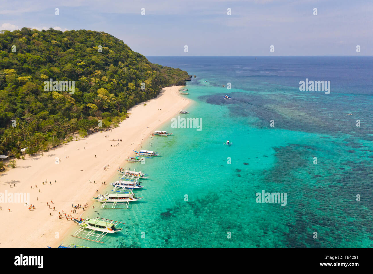 Puka Shell Beach. Wide tropical beach with white sand. Beautiful white ...