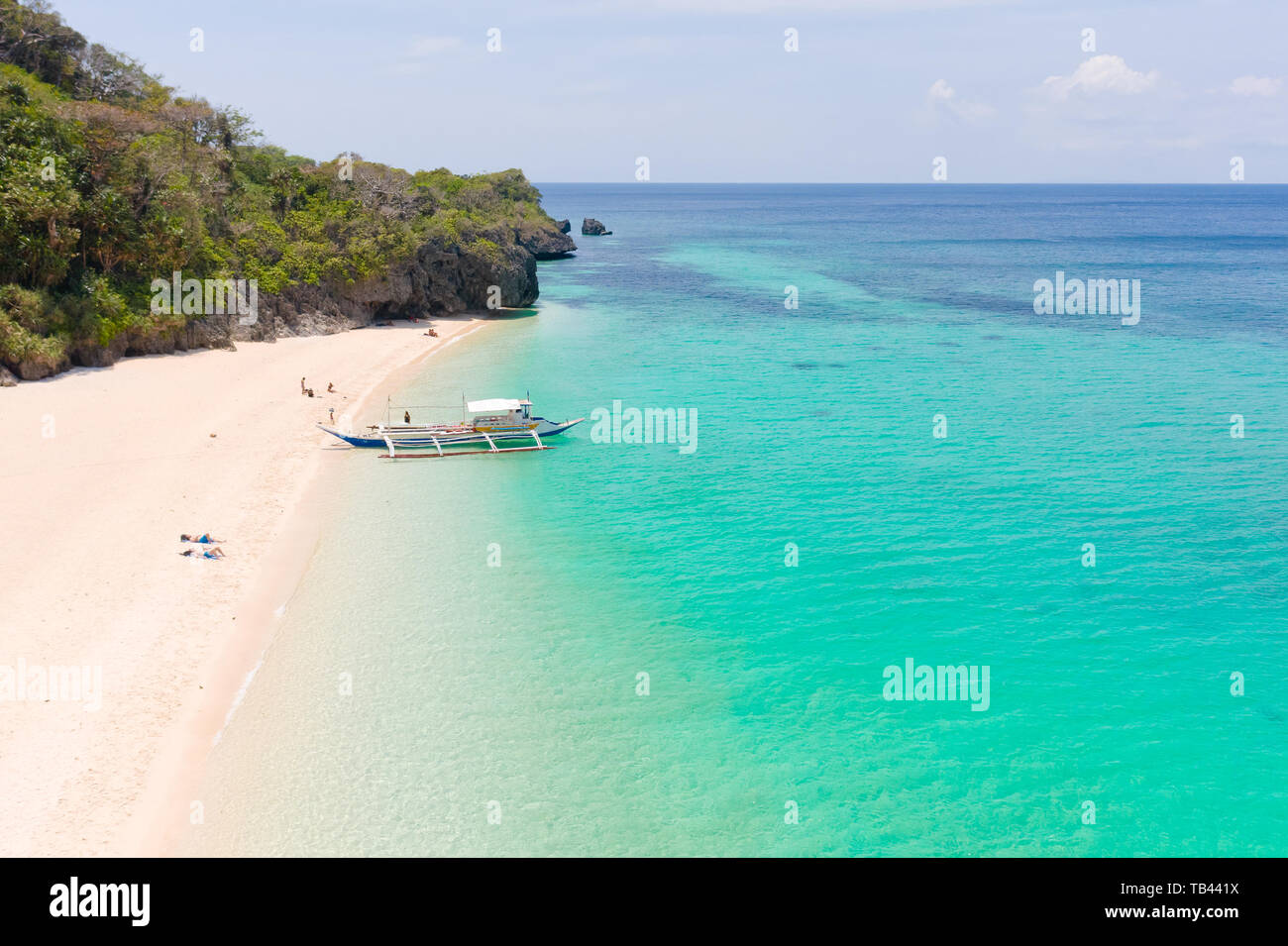 Puka Shell Beach. Wide tropical beach with white sand. Beautiful white ...
