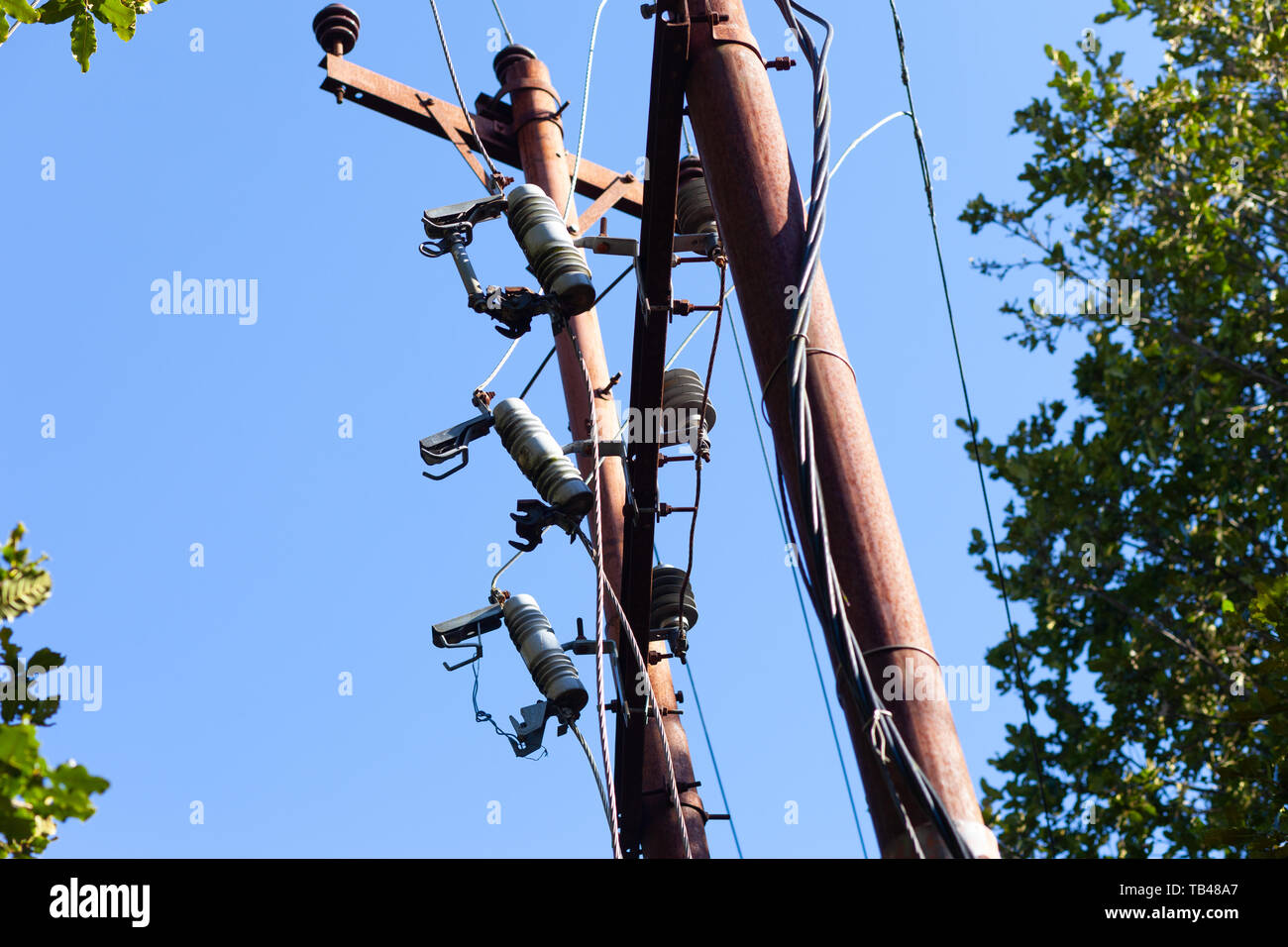 3-phase power system with make-shift improvised repairs and open ...