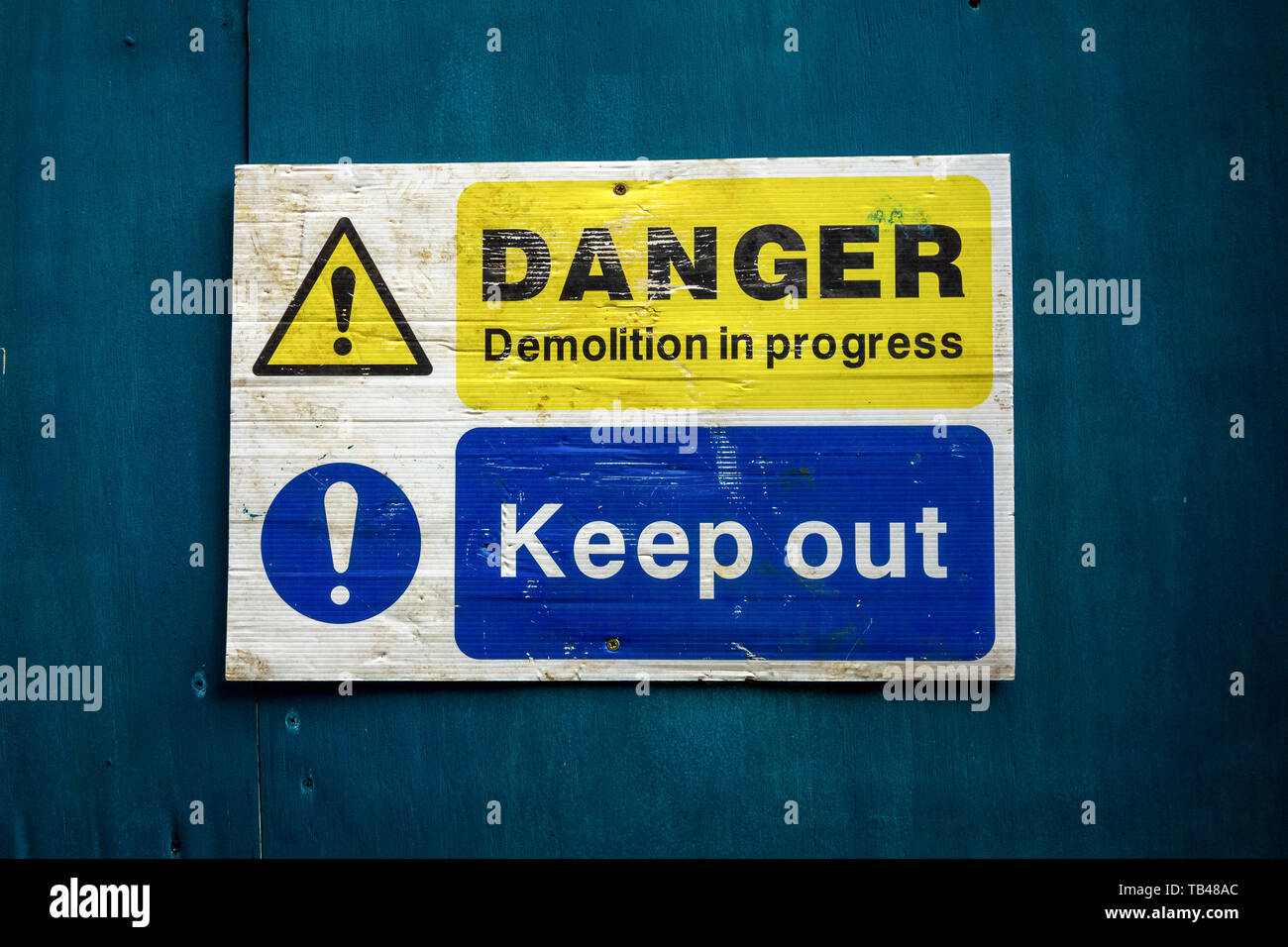 Demolition Sign High Resolution Stock Photography and Images - Alamy