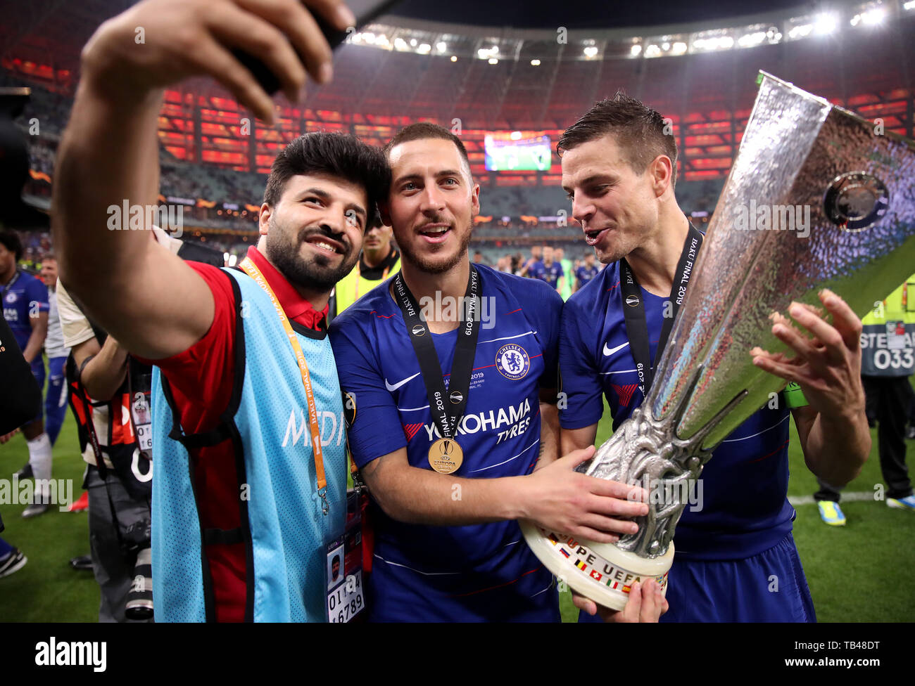 Chelsea's Eden Hazard (centre) and Cesar Azpilicueta (right) celebrate ...
