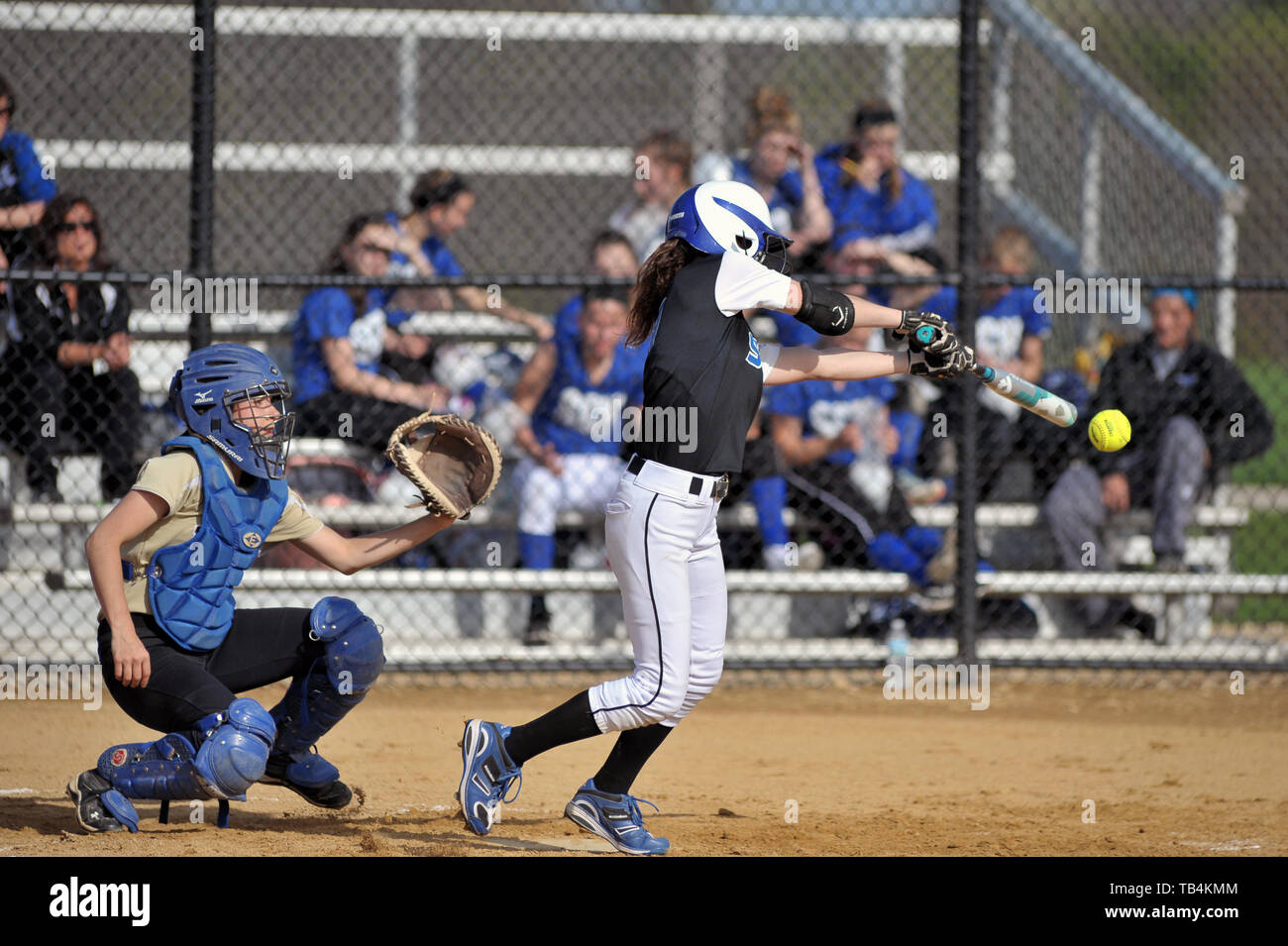 Female hitter softball hi-res stock photography and images - Alamy