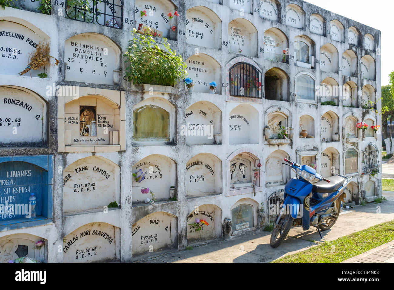 Cemetery niches in the Main Cemetery of Pucallpa, Peru Stock Photo - Alamy