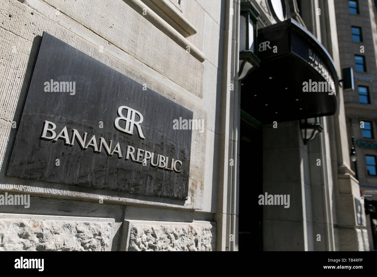 Banana republic sign hi-res stock photography and images - Alamy