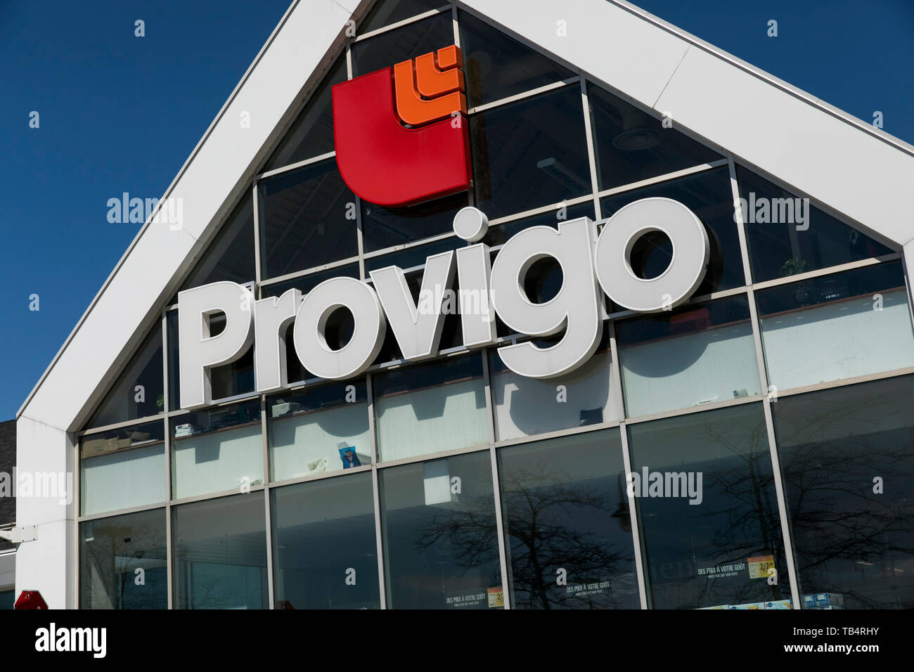 Provigo logo hi-res stock photography and images - Alamy