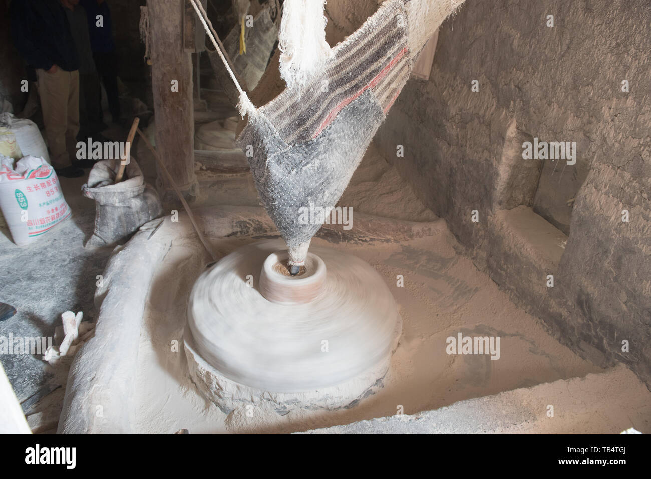 Milling barley hi-res stock photography and images - Alamy