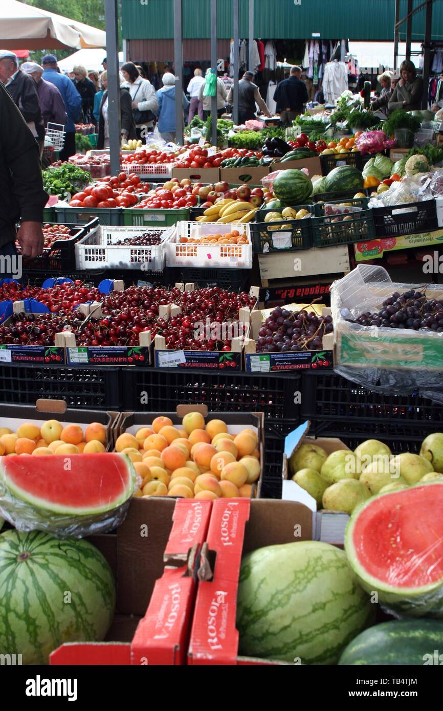 Lithuania market hi-res stock photography and images - Alamy