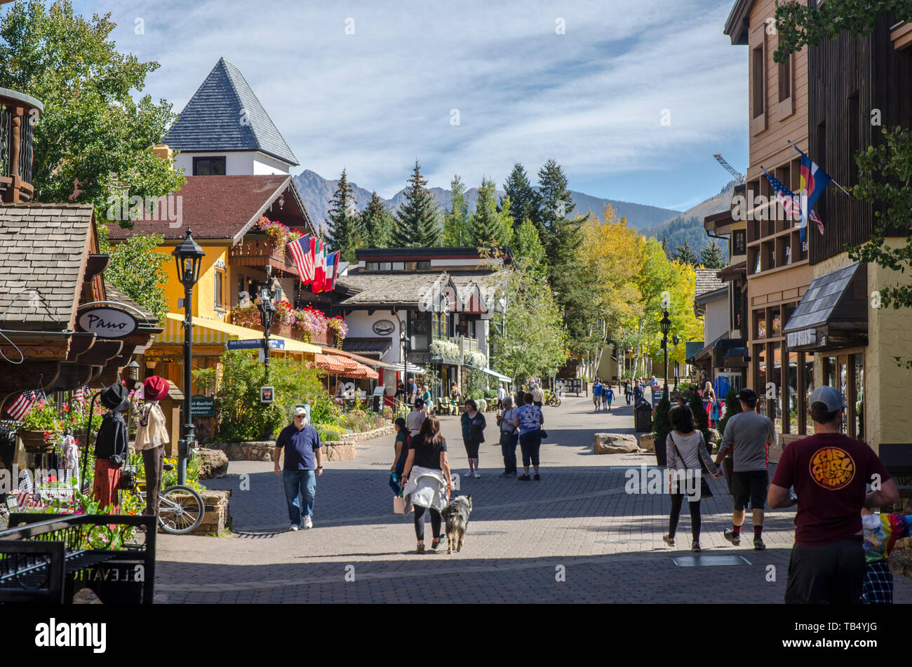 Vail usa restaurant hi-res stock photography and images - Alamy