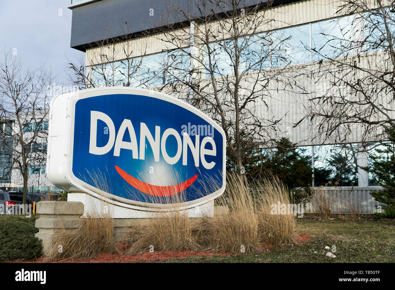 Danone logo hi-res stock photography and images - Alamy