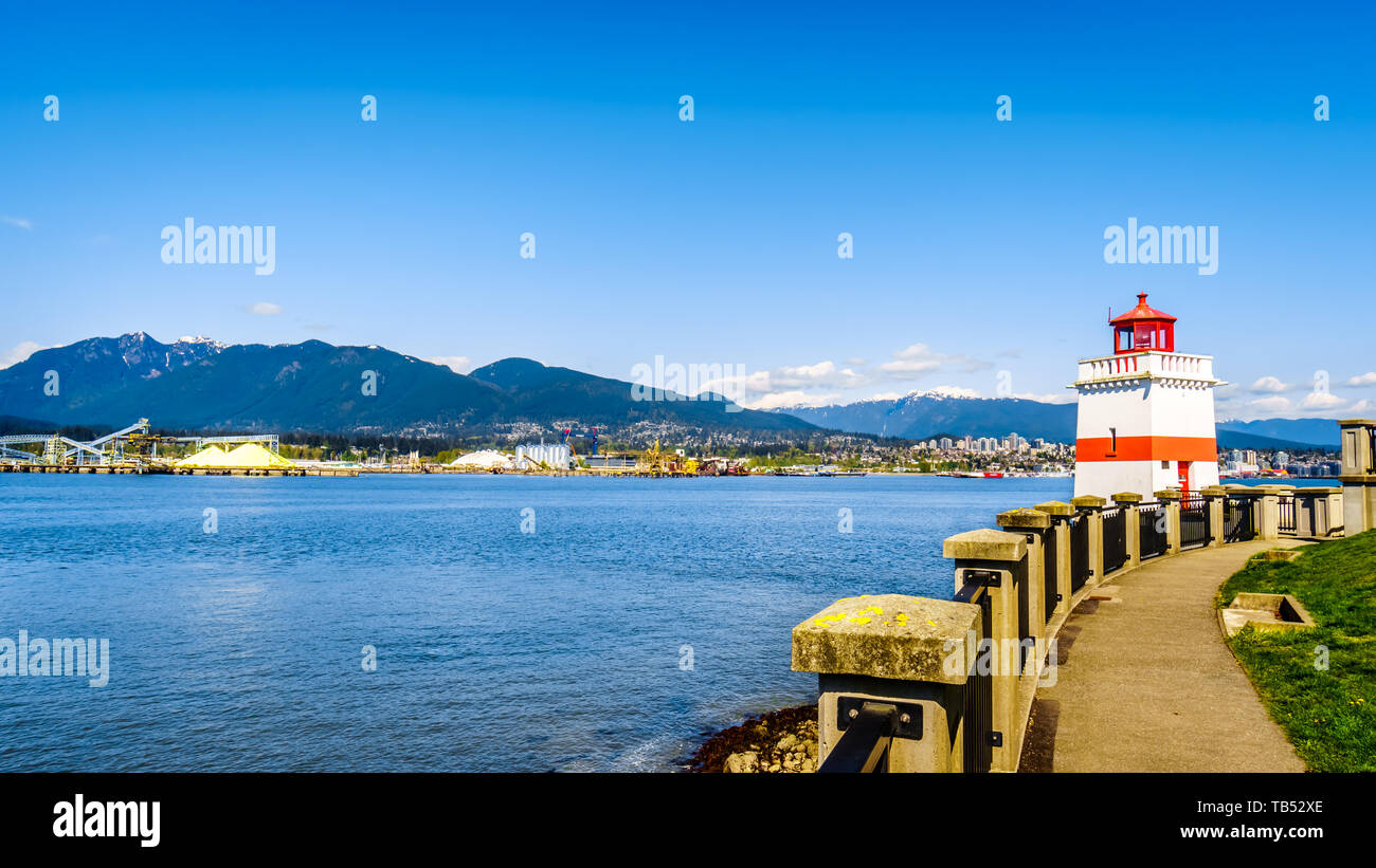 The Lighthouse at Brockton Point on the famous Seawall pathway in ...