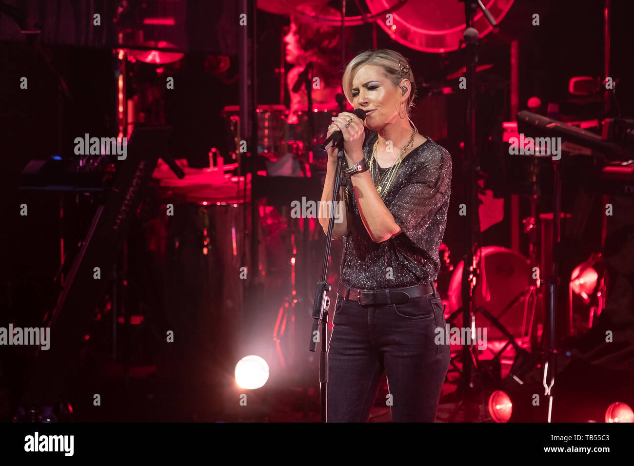Dido singer hi-res stock photography and images - Alamy