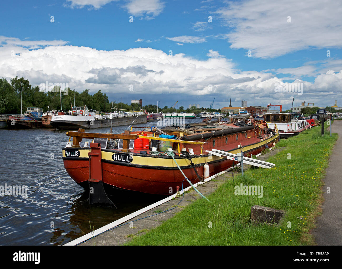 Goole marina hi-res stock photography and images - Alamy
