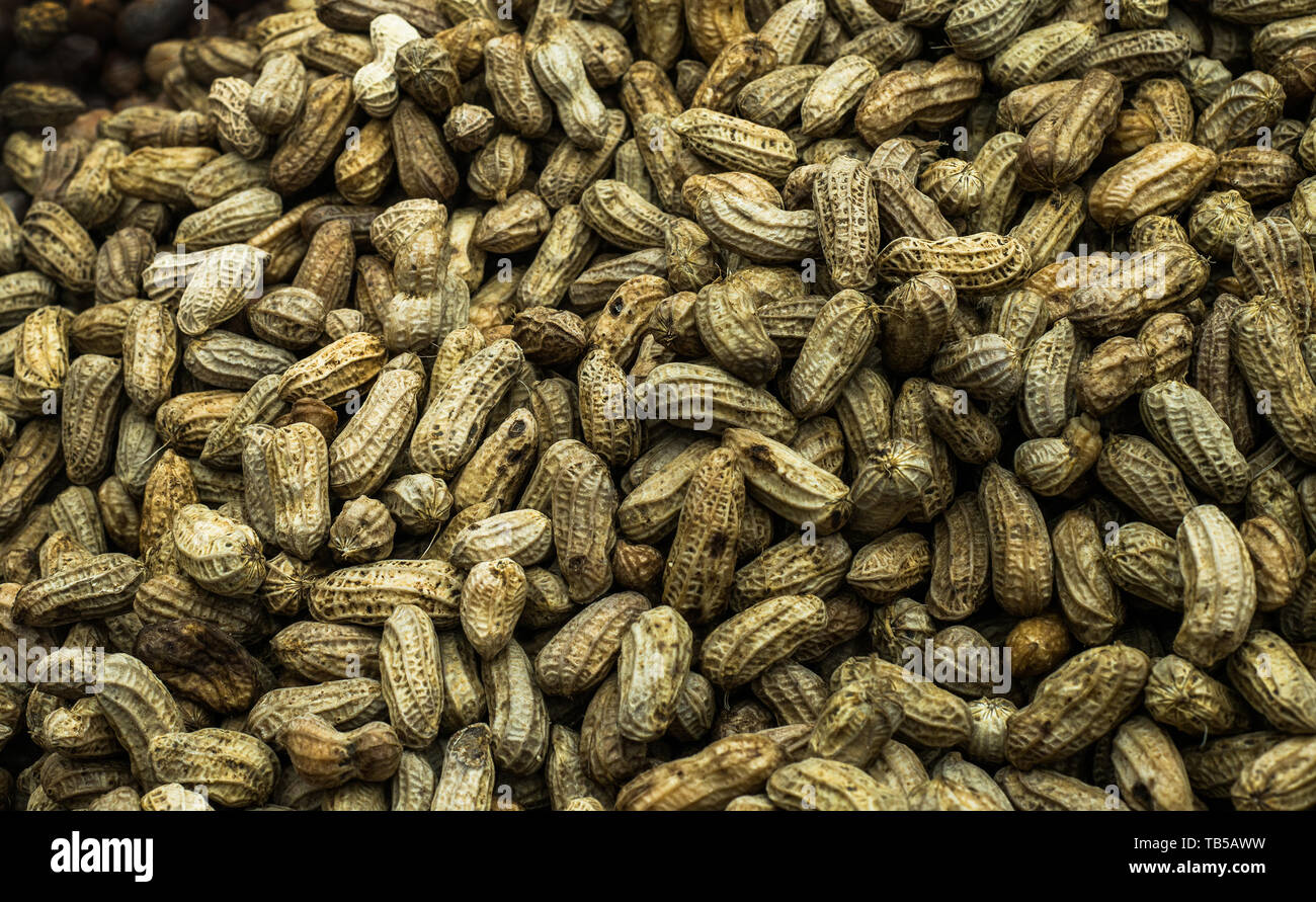 Plenty of peanuts hi-res stock photography and images - Alamy
