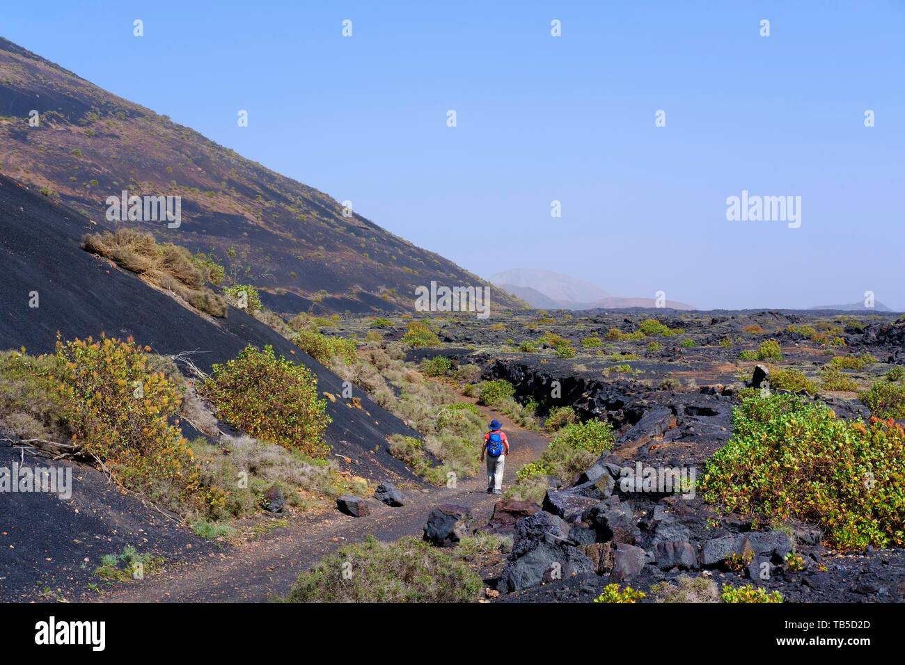 Lanzarote hiking trail lava field hi-res stock photography and images ...