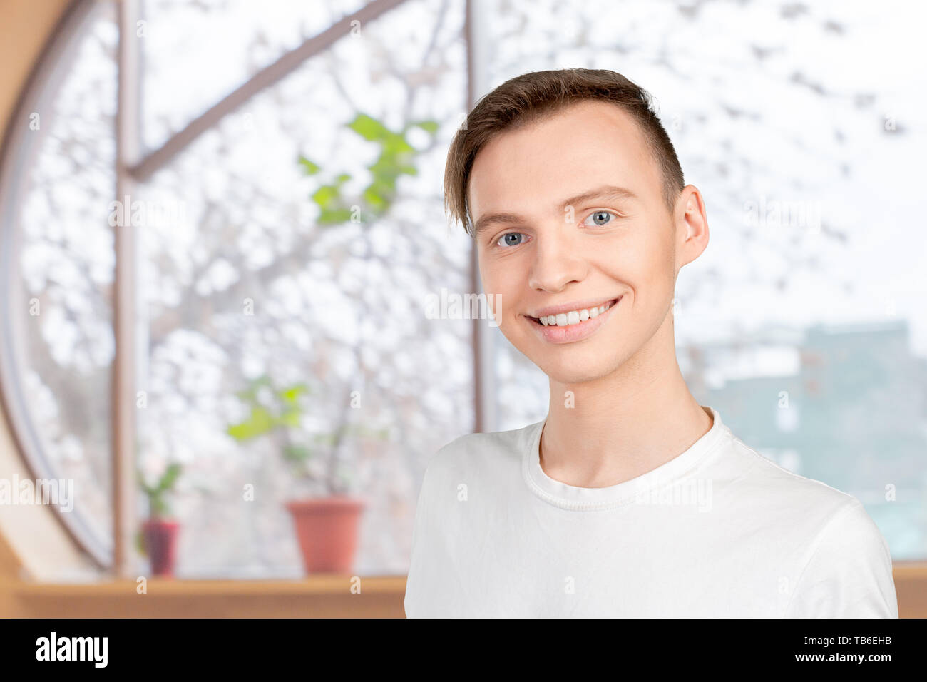 Portrait of happy smiling man Stock Photo - Alamy