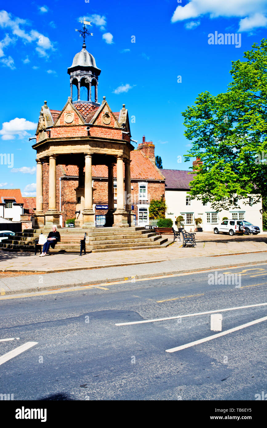 Boroughbridge fountain hi-res stock photography and images - Alamy