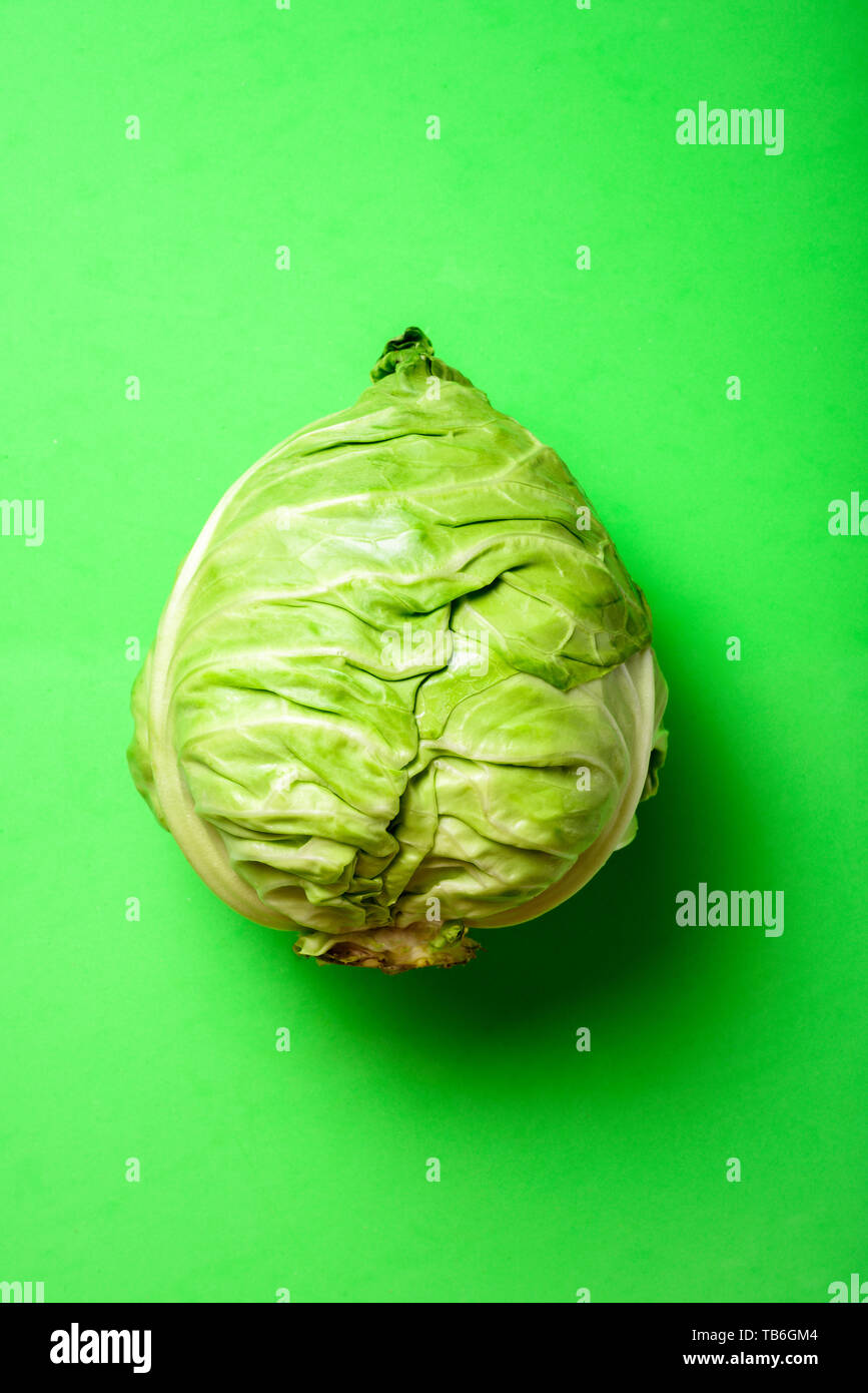 Head fresh green cabbage hi-res stock photography and images - Alamy