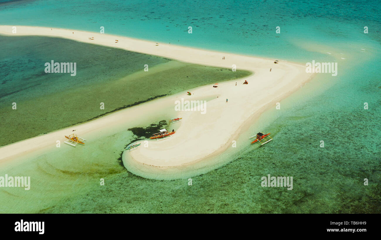 Tropical island sandy beach camiguin hi-res stock photography and ...