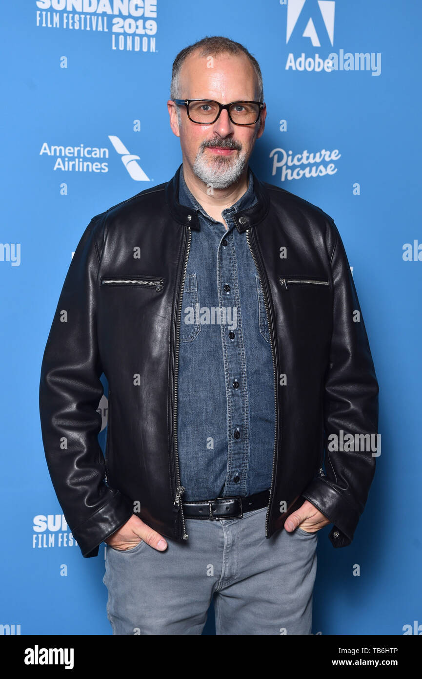 Sam bain hi-res stock photography and images - Alamy