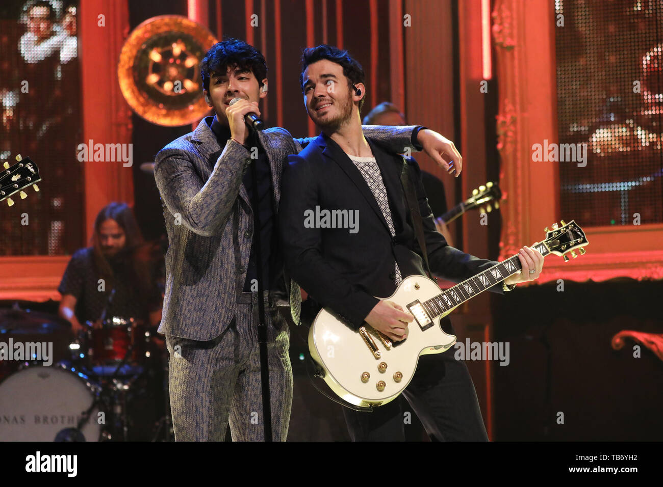 (left to right) Joe Jonas and Kevin Jonas of the Jonas Brothers ...