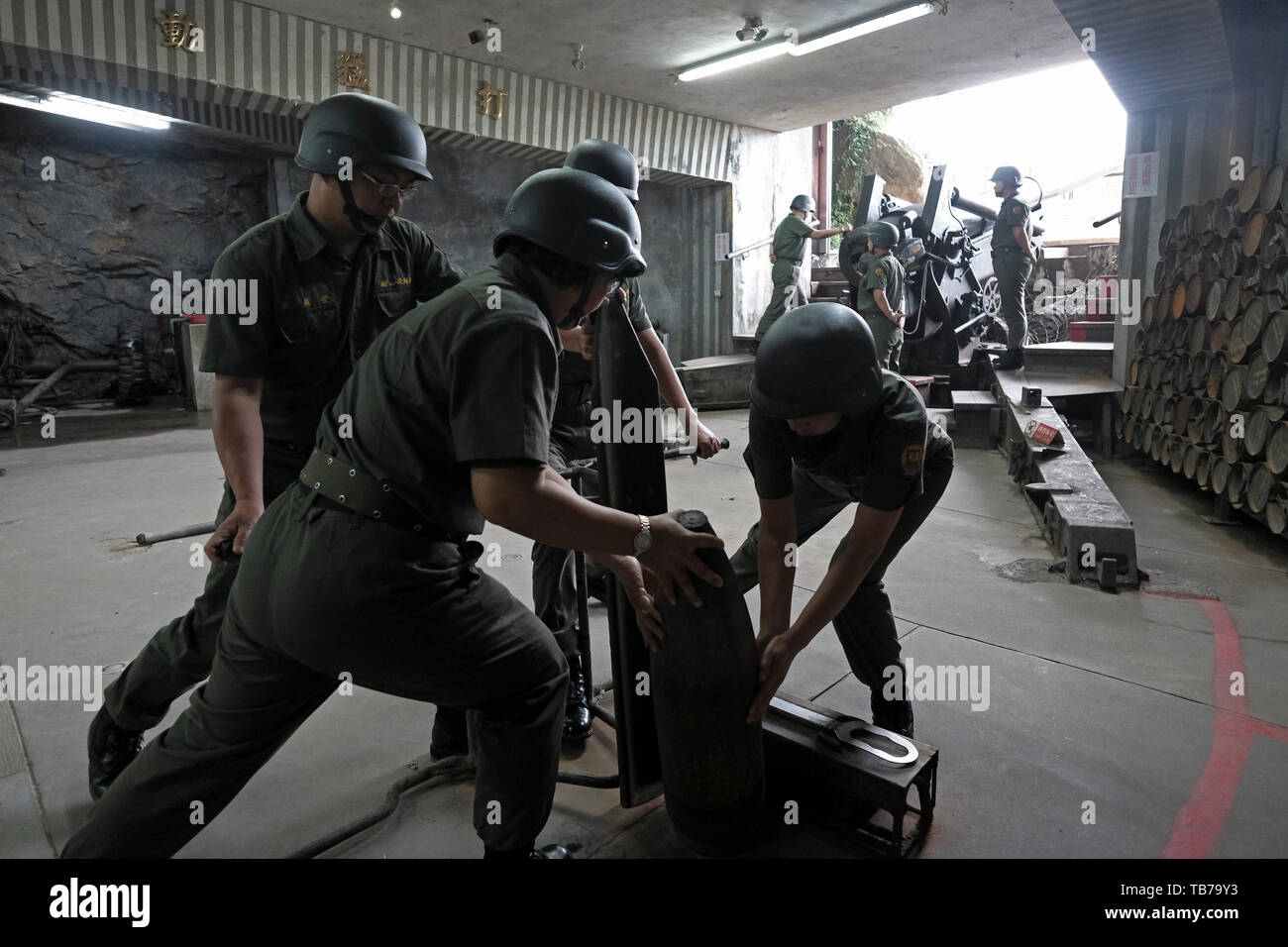 Second taiwan strait crisis of 1958 hi-res stock photography and images ...