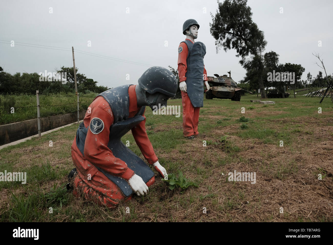 Life-sized mannequins illustrate mine-clearing operations at the ...