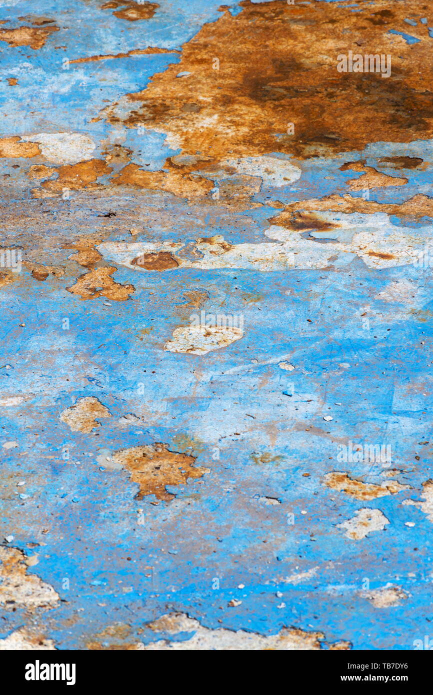 Brown On Bottom Of Pool