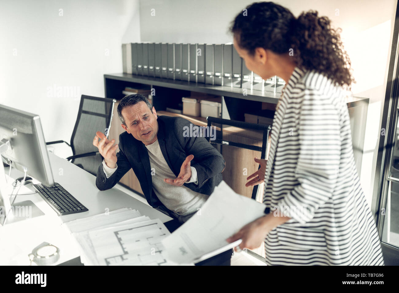 Boss shouting secretary hi-res stock photography and images - Alamy
