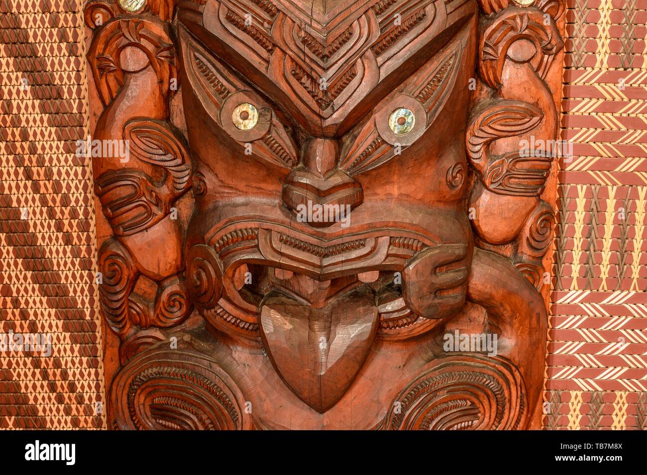 Traditional maori carving in the assembly hall te whare runanga hi-res ...